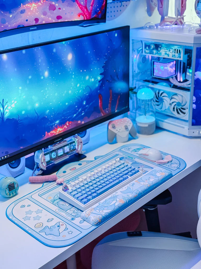 Gamelife The dressing doll falls in love Anime Mouse Pad